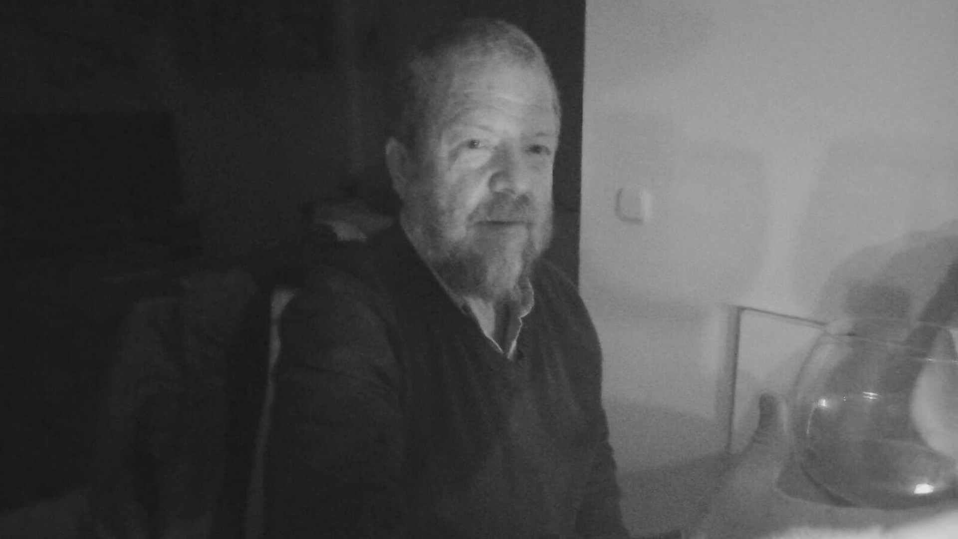 El cuaderno de la luz — Alberto Venegas – 49 escalones